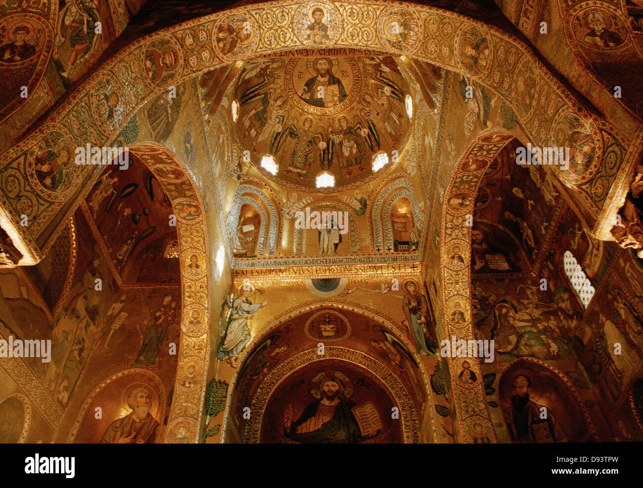 Ceiling painting in a church Stock Photo - Alamy