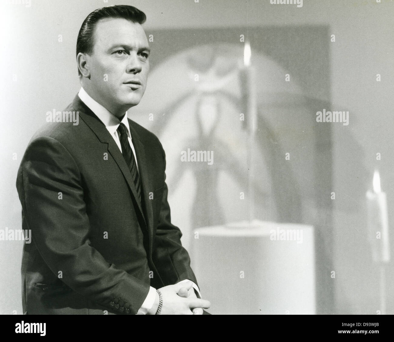 MATT MONRO (1930-1985) UK singer Stock Photo - Alamy
