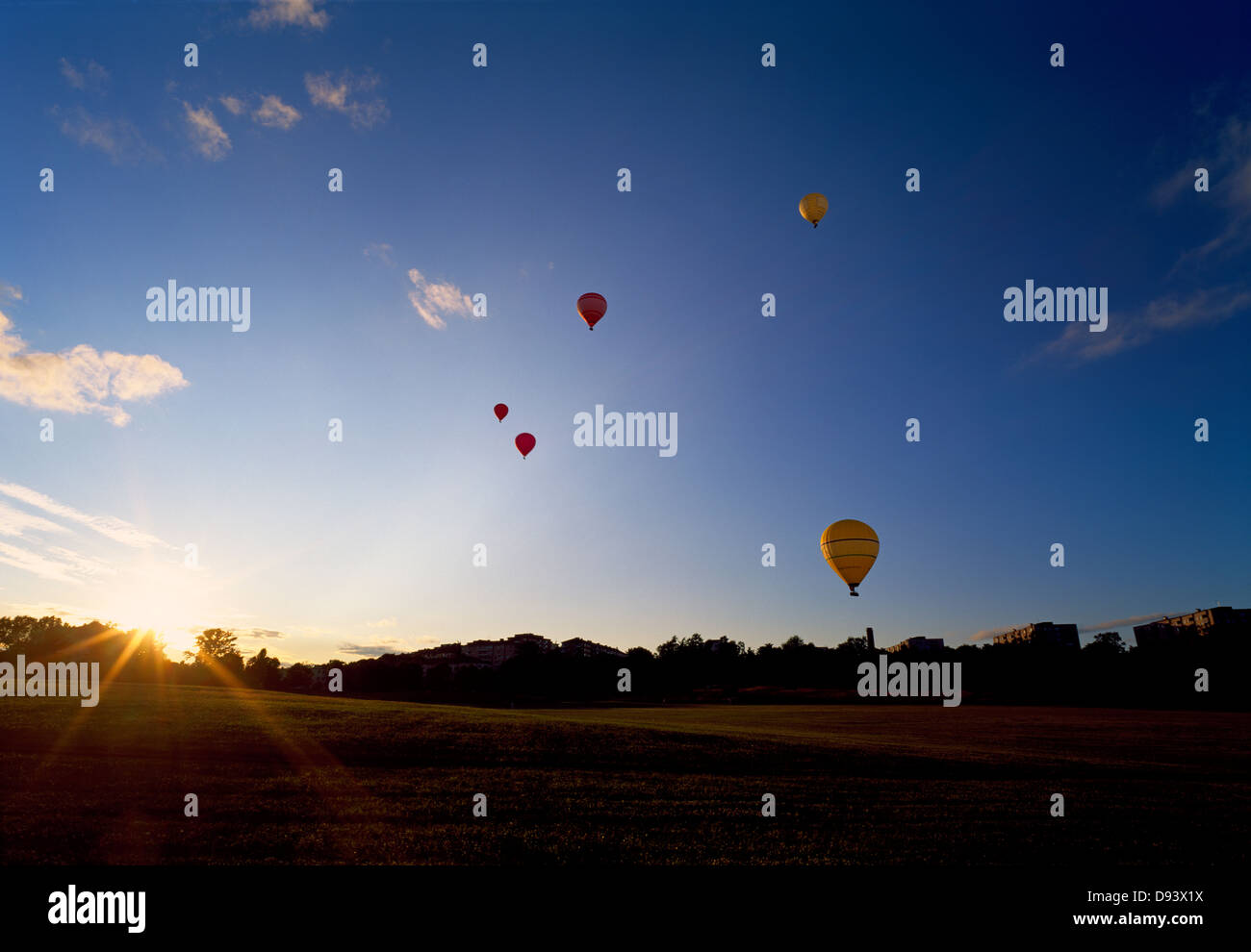 Hot air balloons sunset hi-res stock photography and images - Alamy