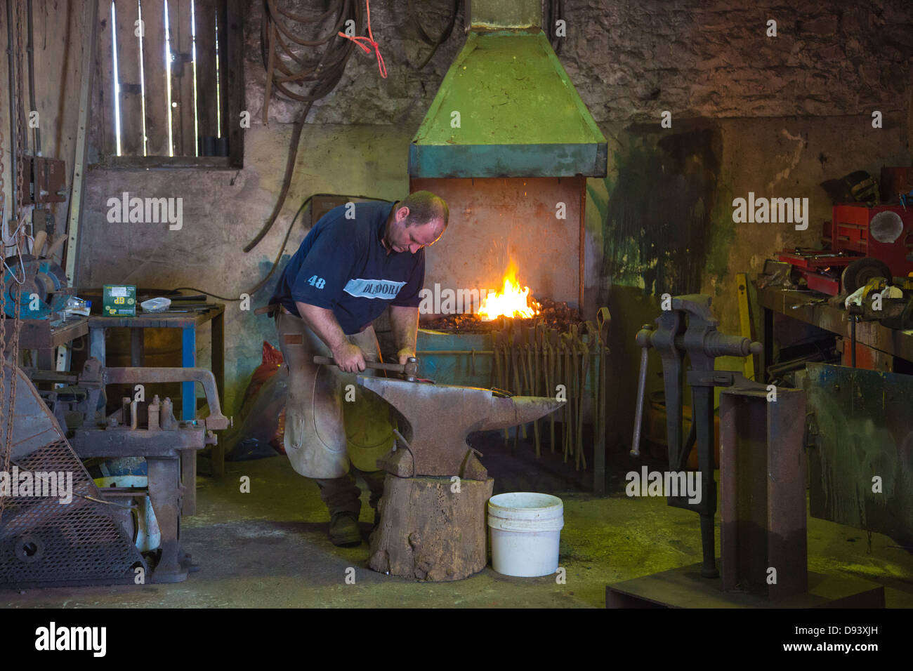 Bridgend farm hi-res stock photography and images - Alamy