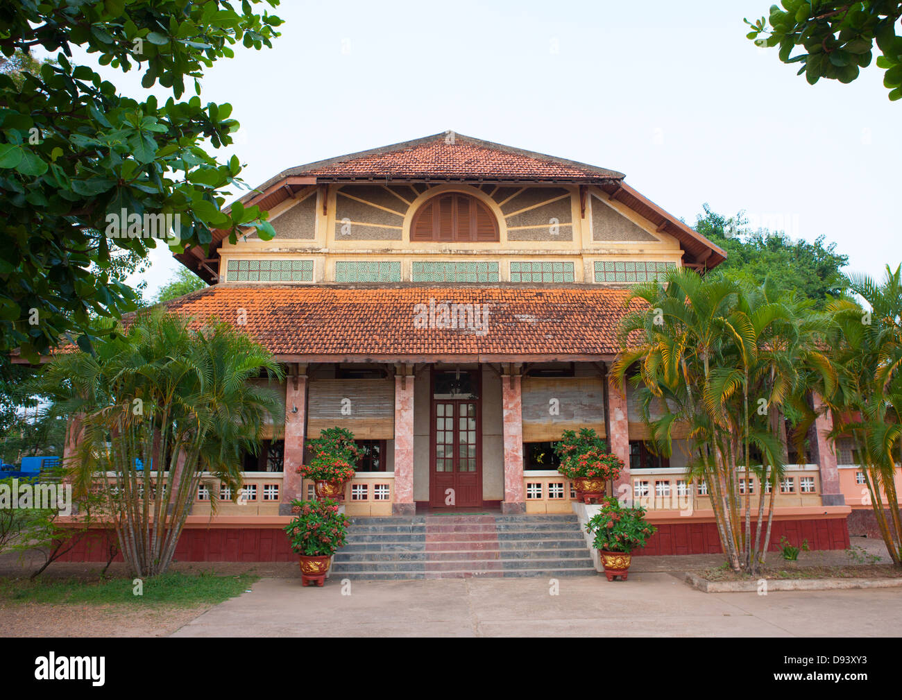 Old French Colonial House, Thakhek, Laos Stock Photo - Alamy