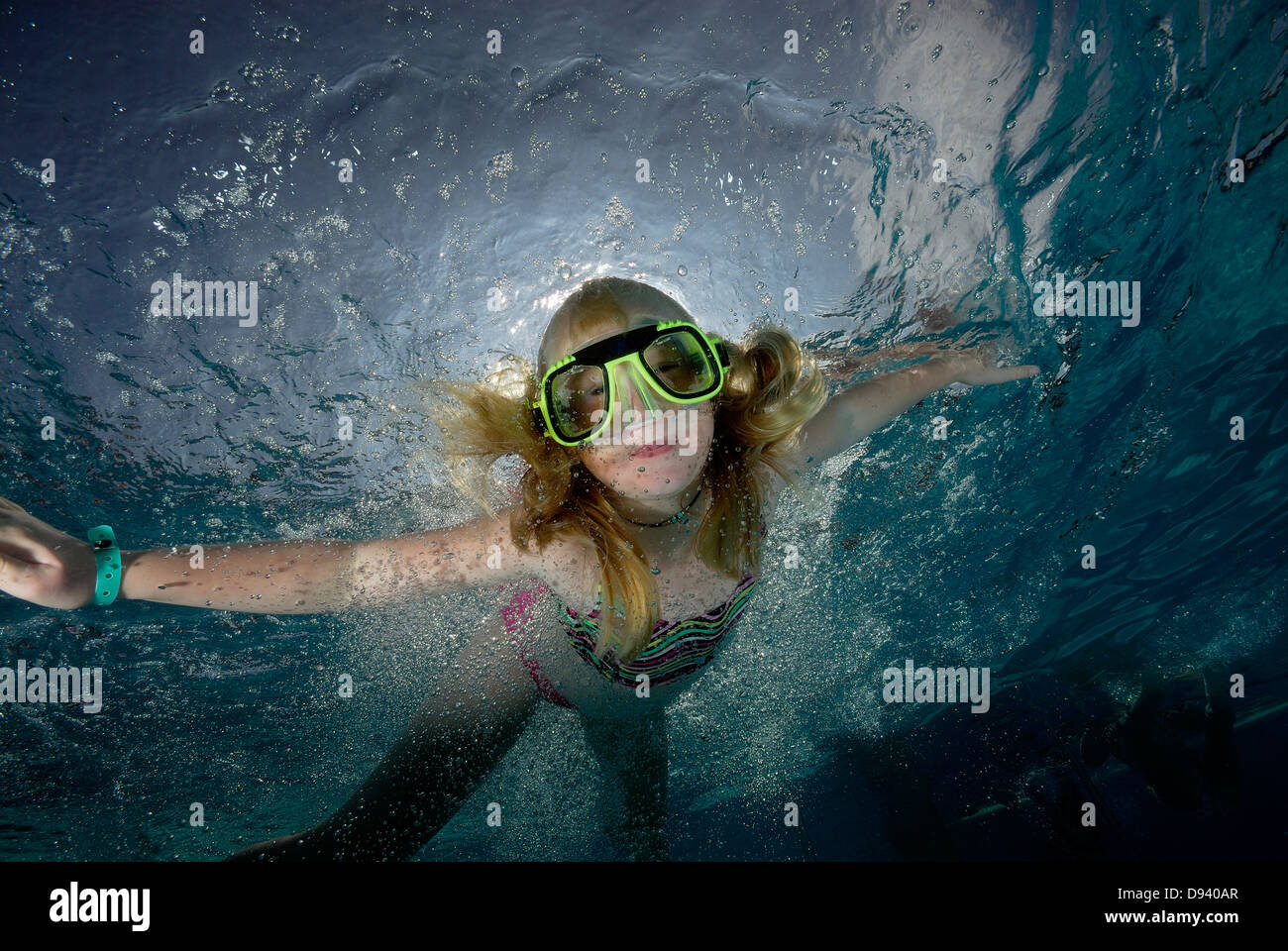 Girls Diving Mask High Resolution Stock Photography and Images - Alamy