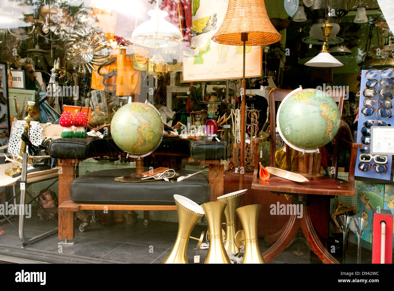 Flea market sweden hi-res stock photography and images - Alamy