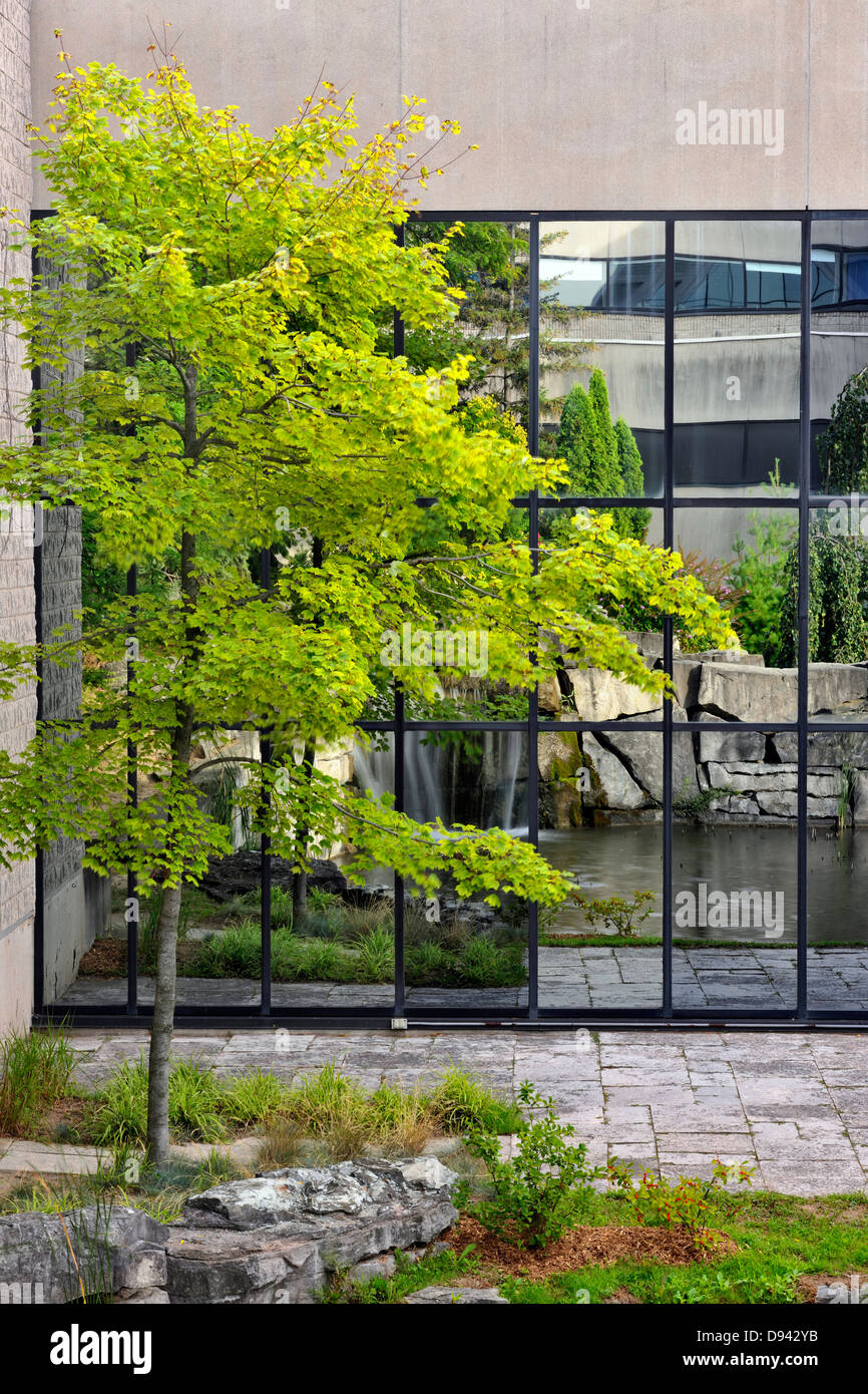 Brock gardens hi-res stock photography and images - Alamy