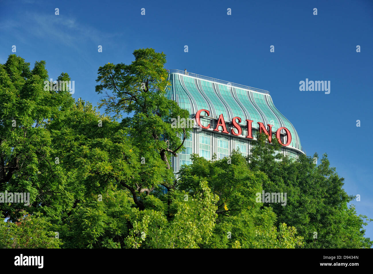 Niagara towers hi-res stock photography and images - Alamy
