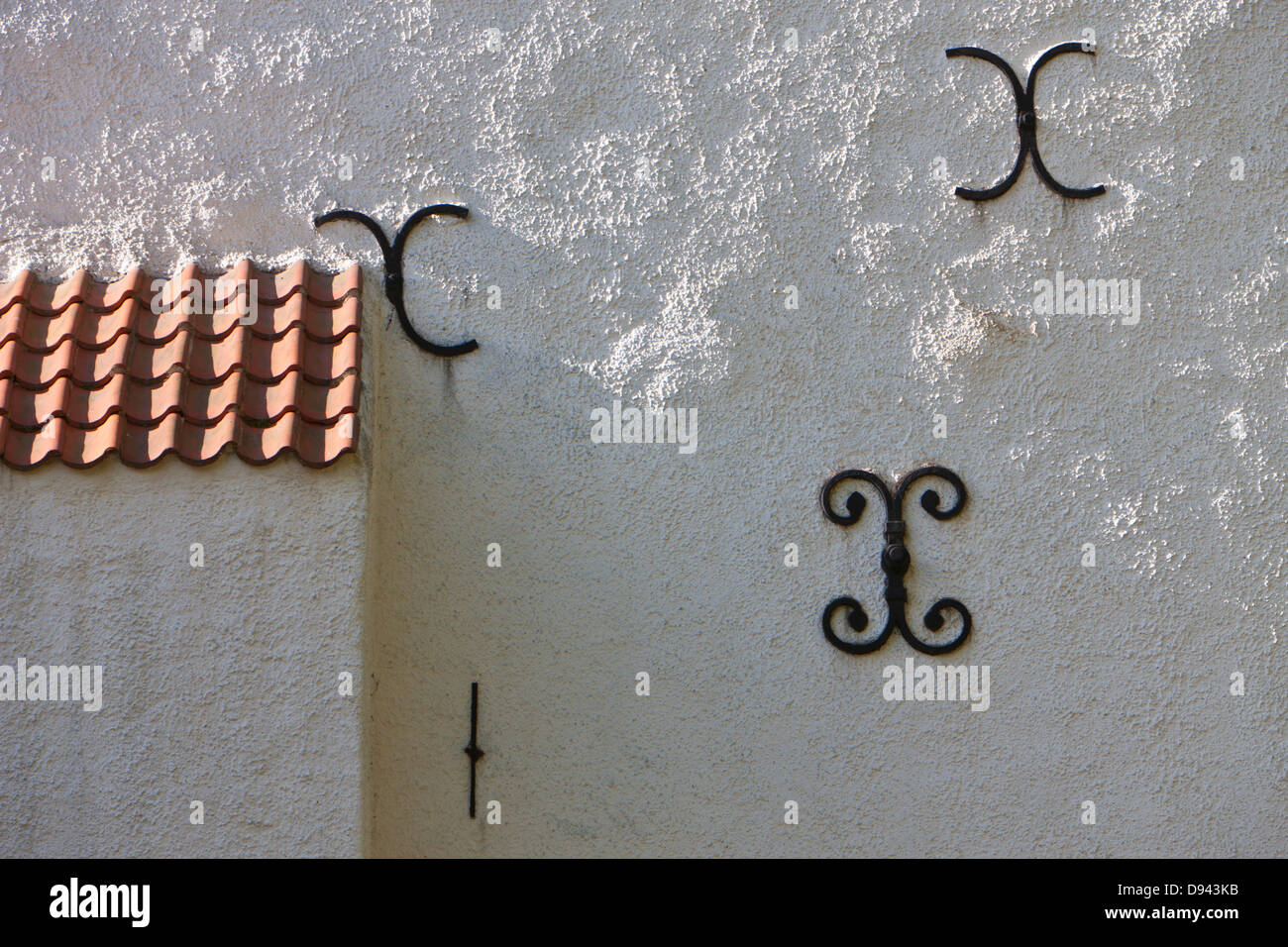 House building symbolic wall hi-res stock photography and images - Alamy