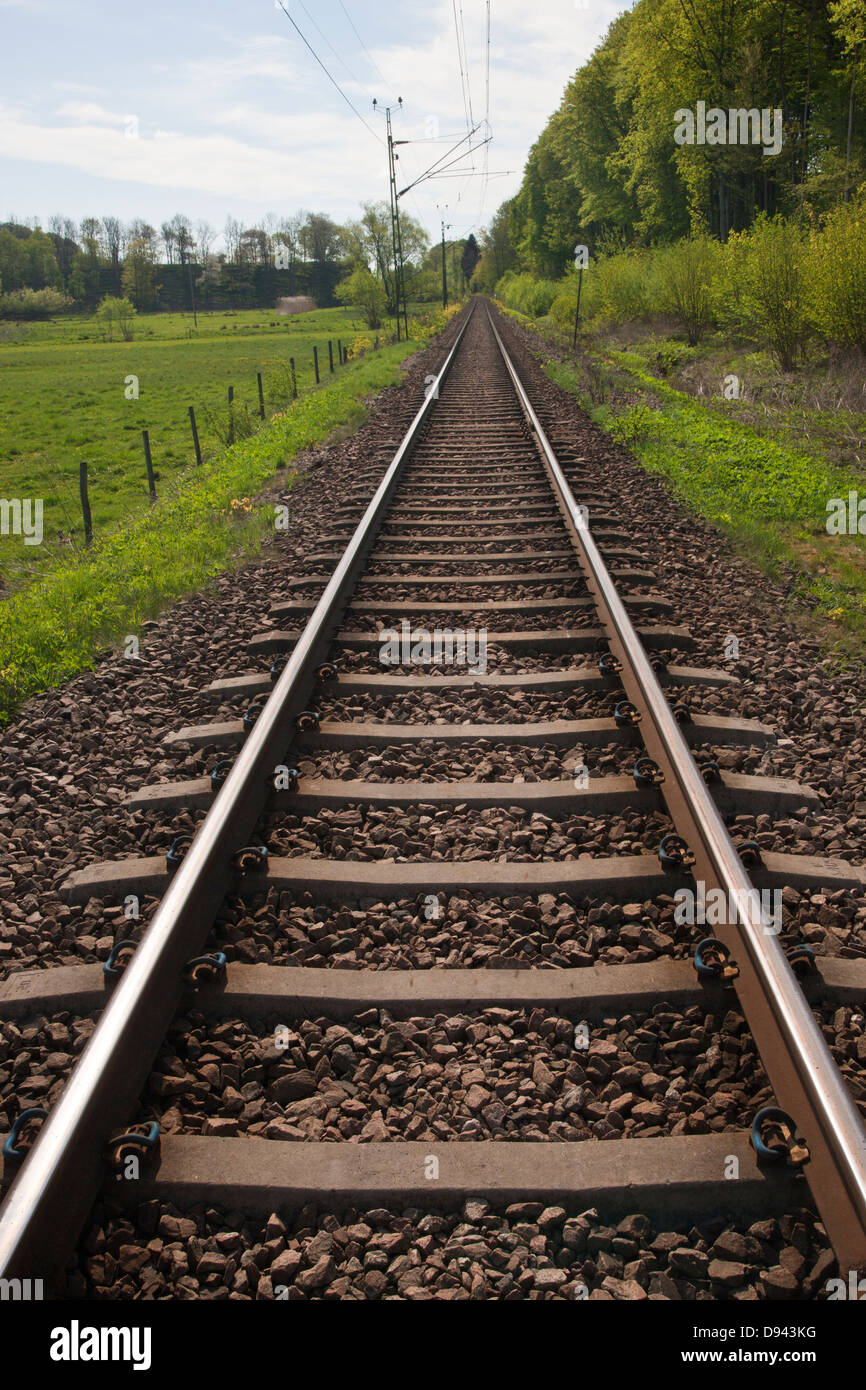 Empty railroad hi-res stock photography and images - Alamy