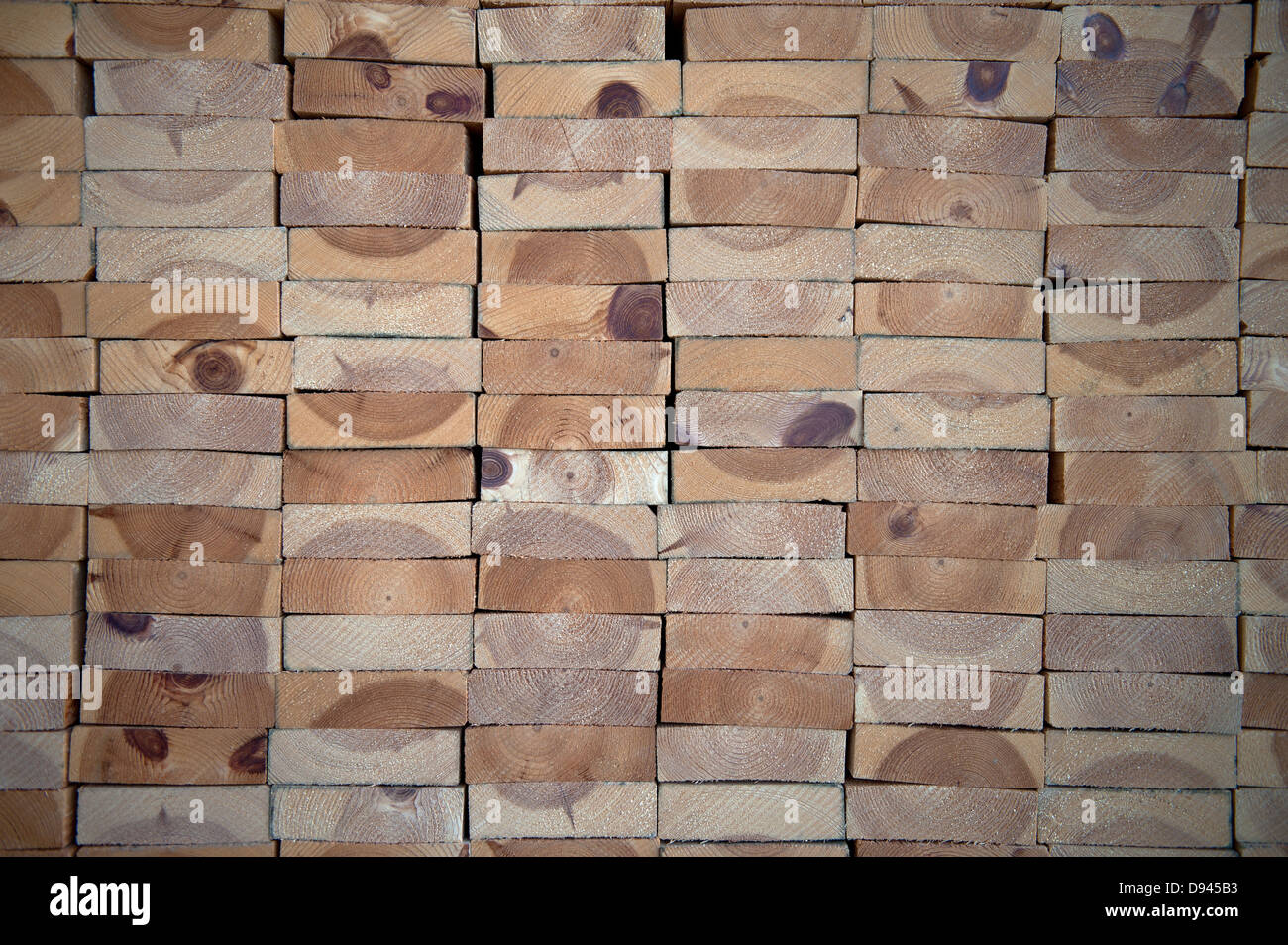 Close-up of stack of planks Stock Photo - Alamy