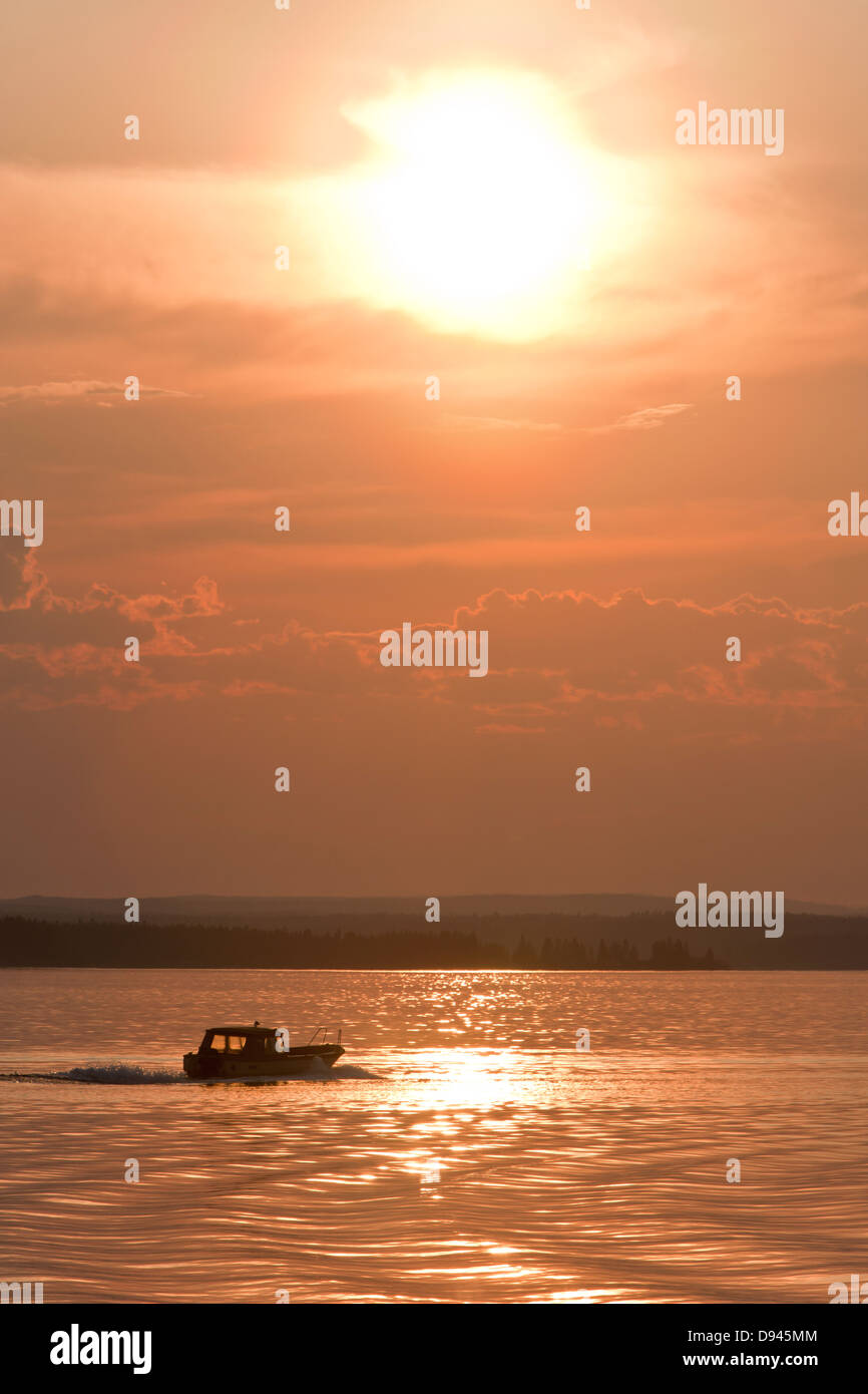 Boat lake sunset hi-res stock photography and images - Alamy