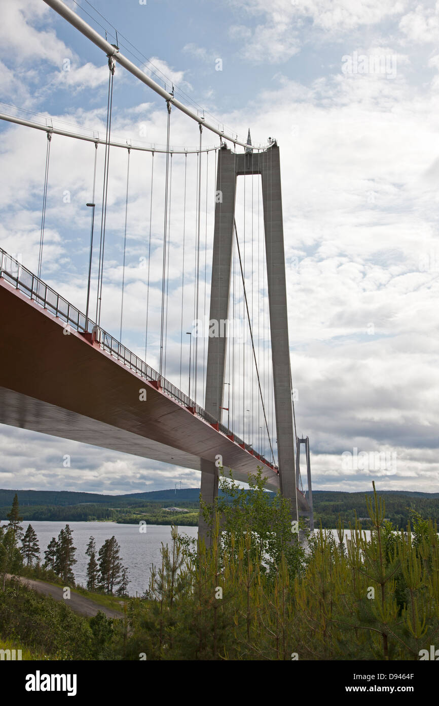 High and low bridge hi-res stock photography and images - Alamy