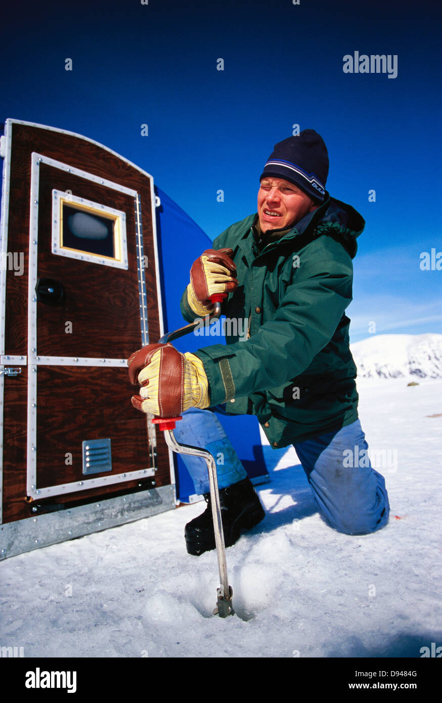 Bore hole ice hi-res stock photography and images - Alamy