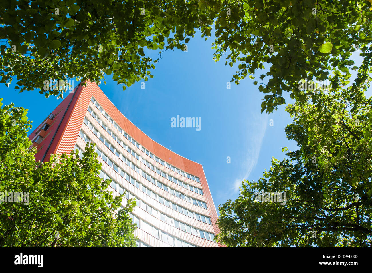 Multistory building hi-res stock photography and images - Alamy