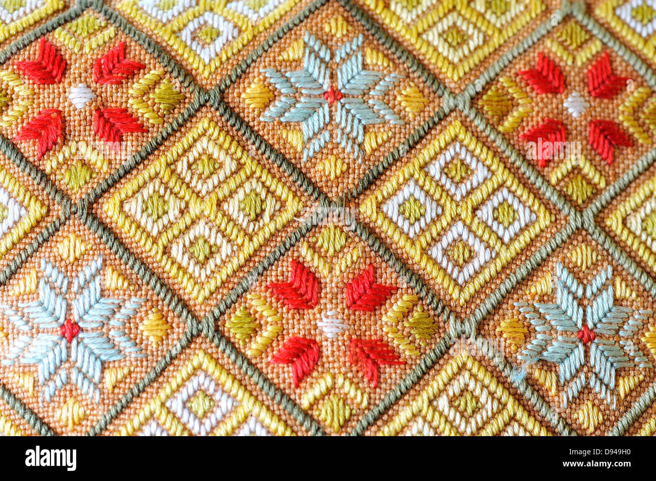 Traditional embroidery hi-res stock photography and images - Alamy