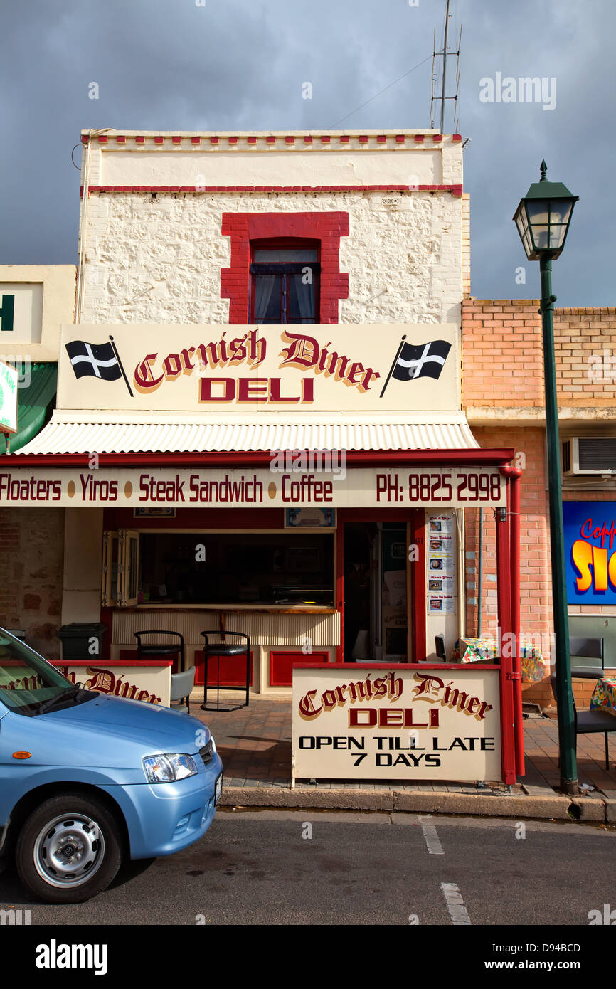 Moonta street hi-res stock photography and images - Alamy