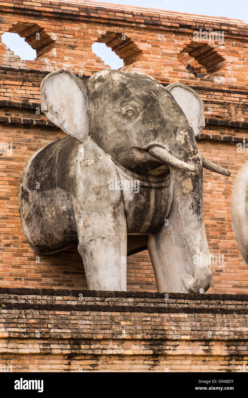 Bangkok elephant building hi-res stock photography and images - Alamy