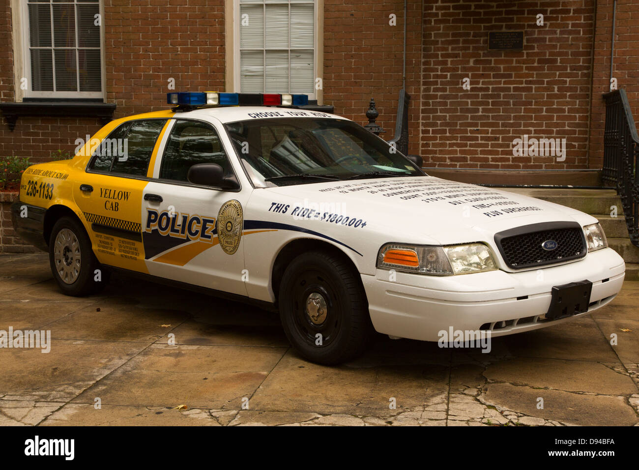 Display vehicle outside the Savannah-Chatham Police Department Stock ...