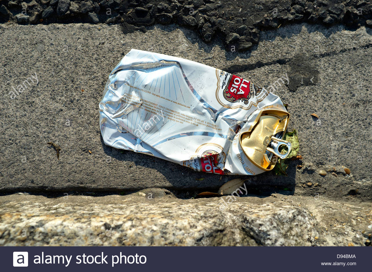 Beer Can Stella Artois High Resolution Stock Photography and Images - Alamy