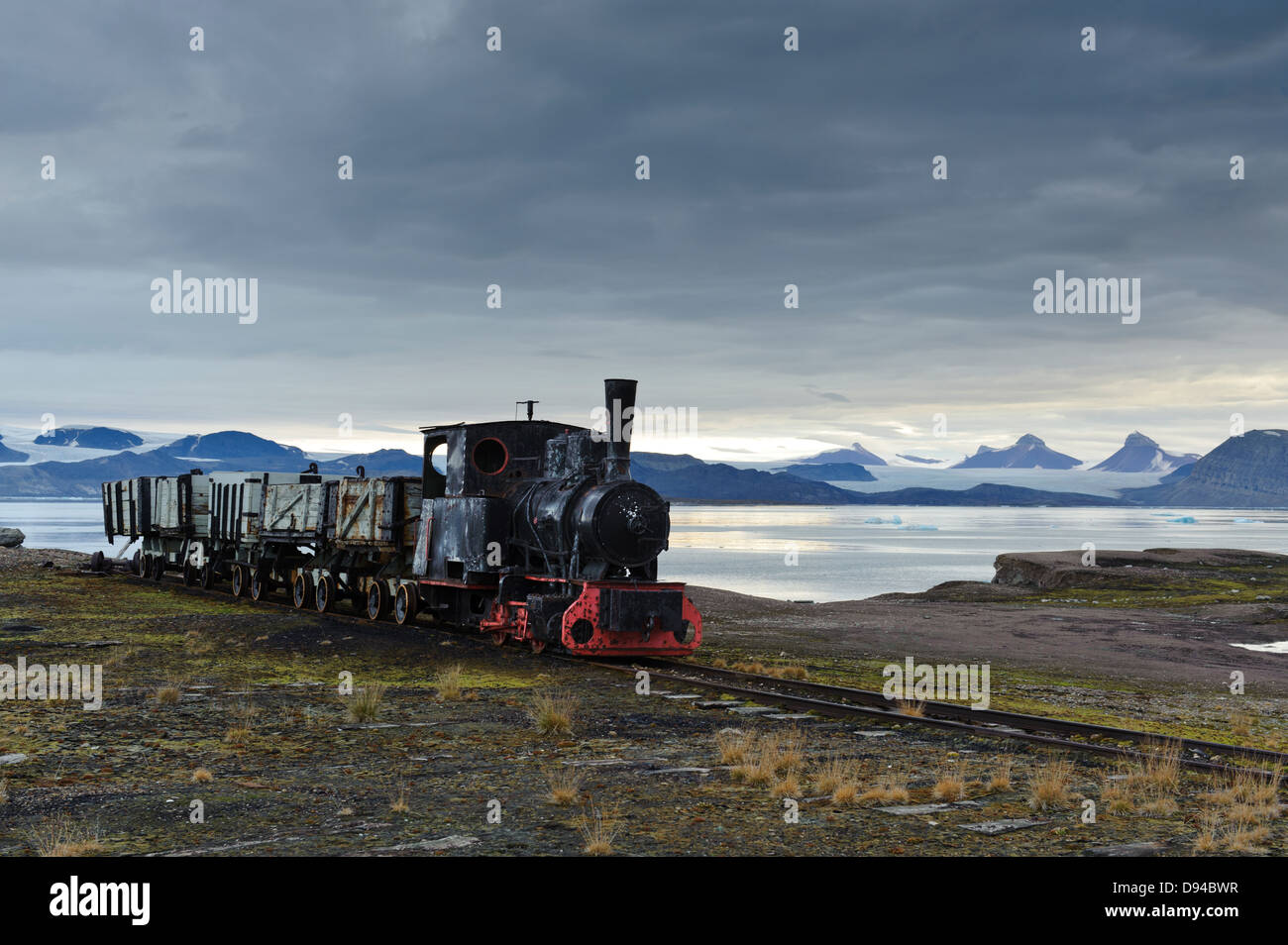 Arctic Train Stock Photos & Arctic Train Stock Images - Alamy