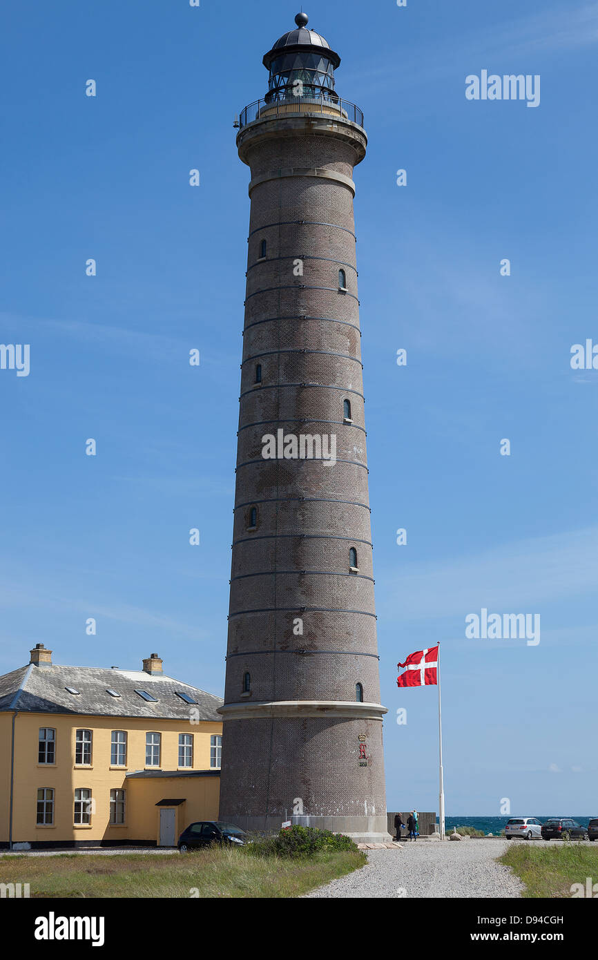 Lighthouse low angle view hi-res stock photography and images - Alamy