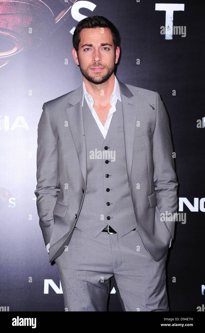 Zach levi not chuck hi-res stock photography and images - Alamy