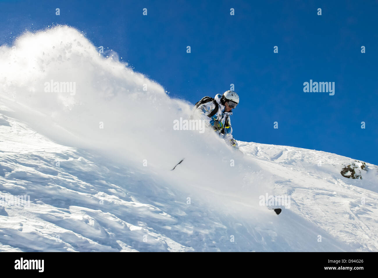 Snow white dust hi-res stock photography and images - Alamy
