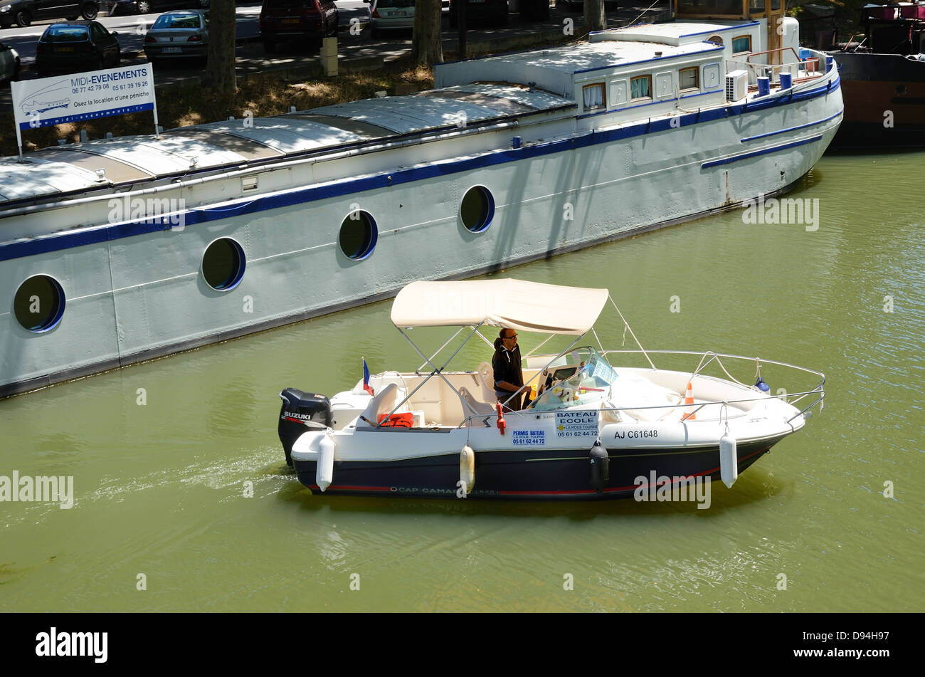 Large boats hi-res stock photography and images - Alamy