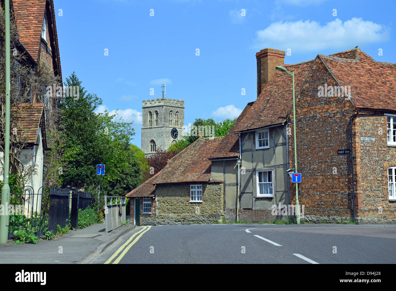 Priest church of england hi-res stock photography and images - Alamy
