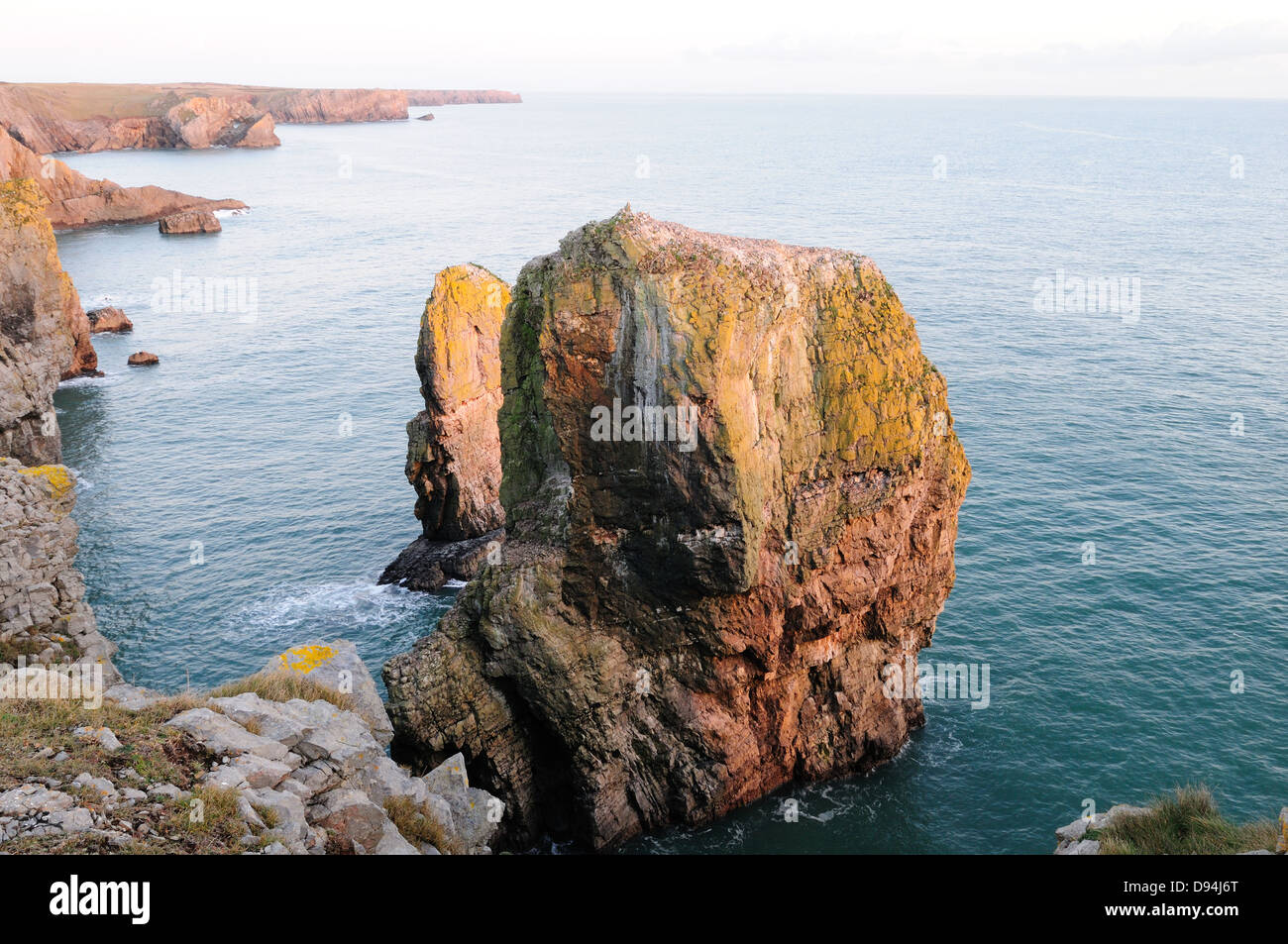 Stack rocks pembrokeshire coast hi-res stock photography and images - Alamy