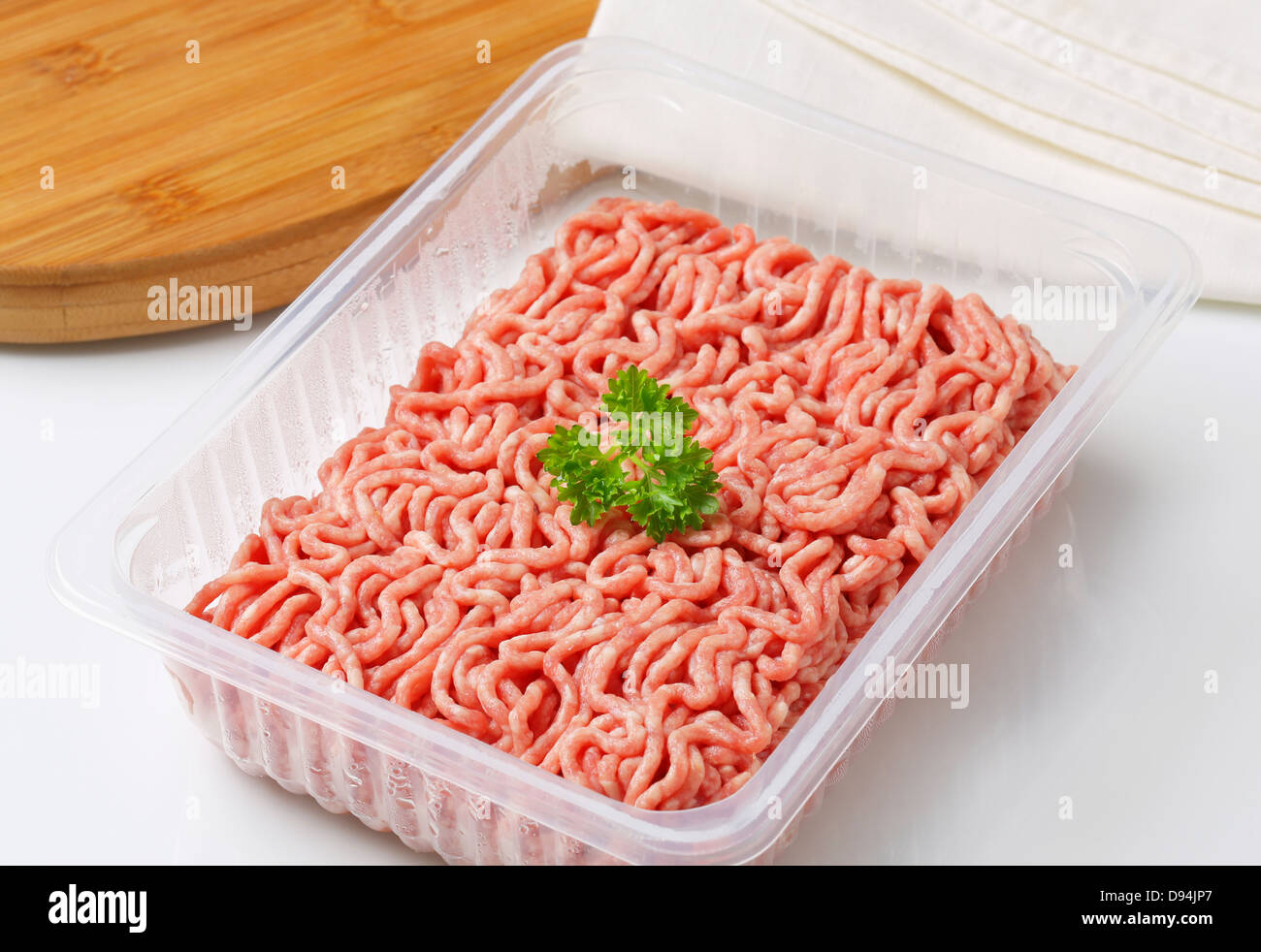 Minced meat in hi-res stock photography and images - Alamy