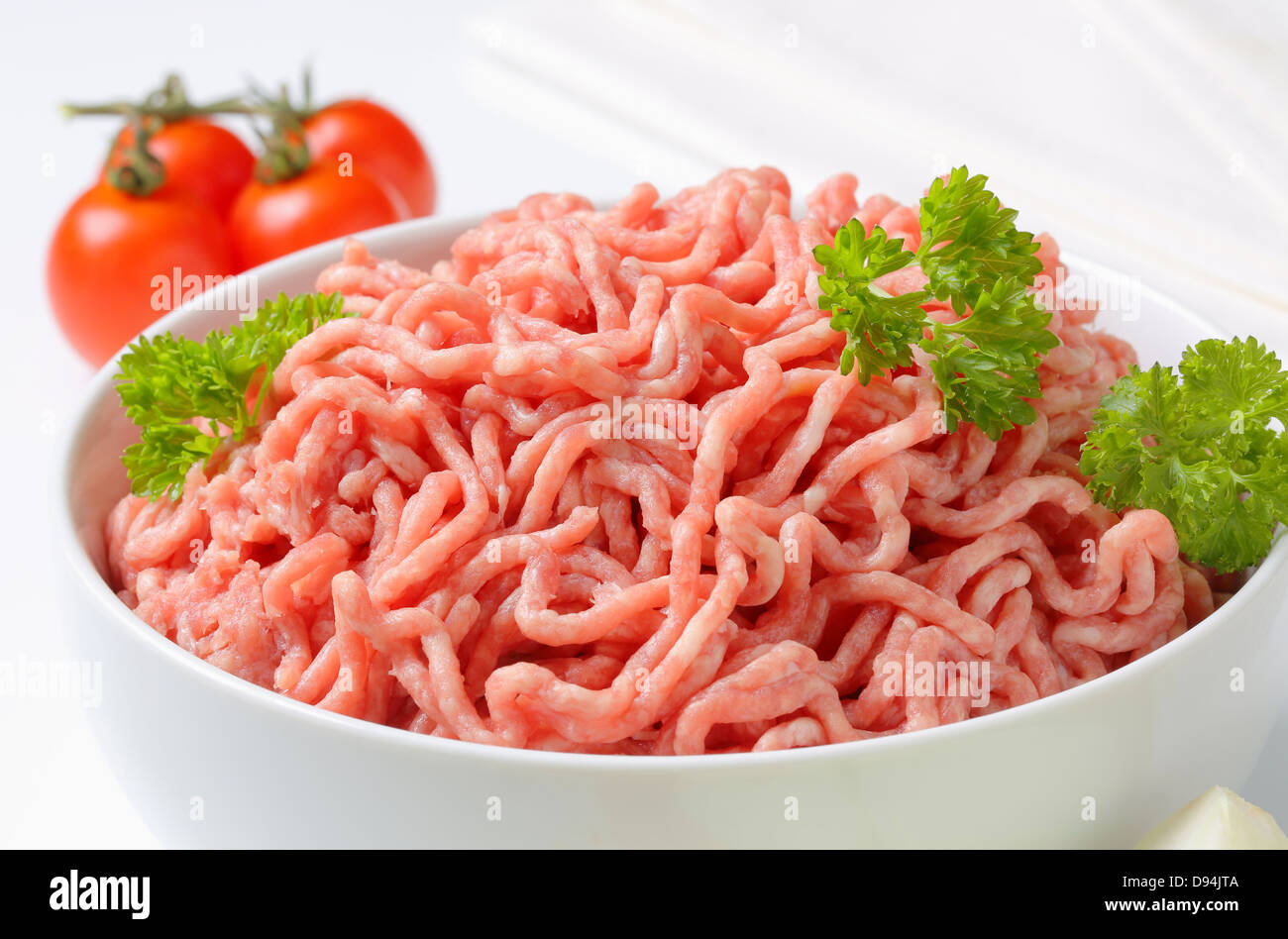 Bowl of raw minced pork Stock Photo - Alamy