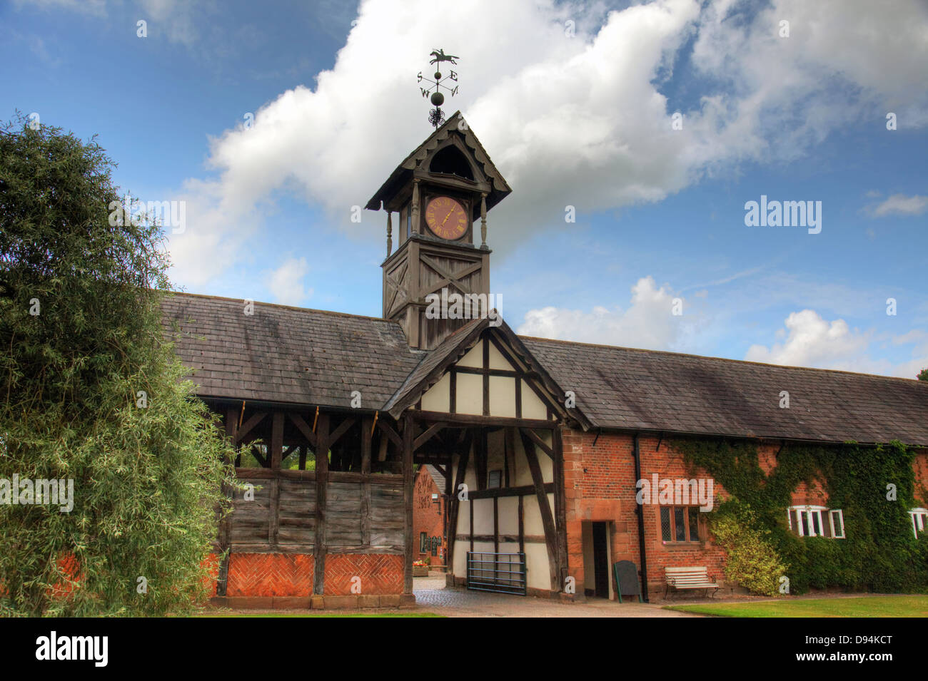 Gates at Stately Home in Cheshire, England Stock Photo - Alamy