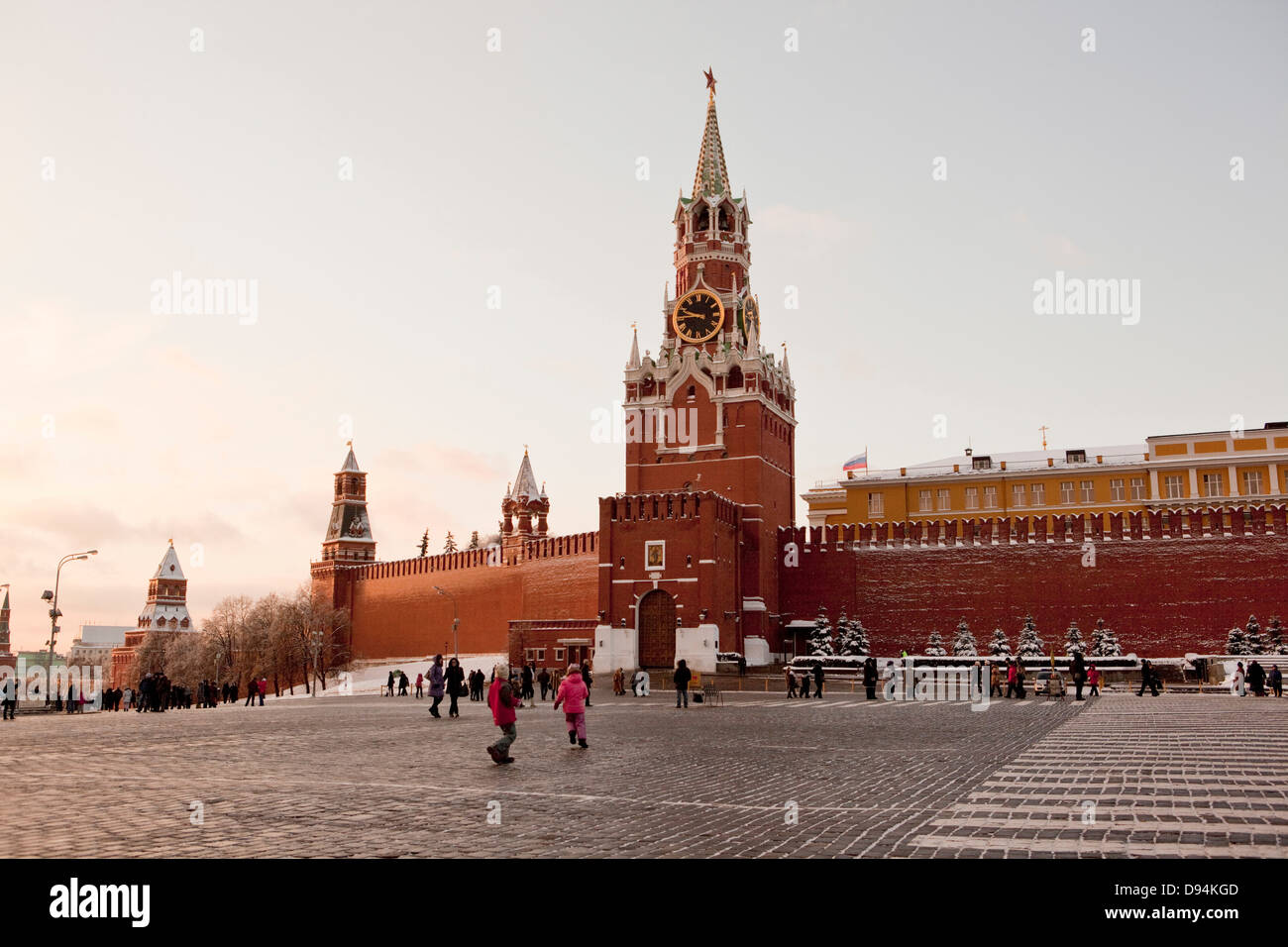 red square with savior tower (spasskaya tower), kremlin, moscow, russia ...