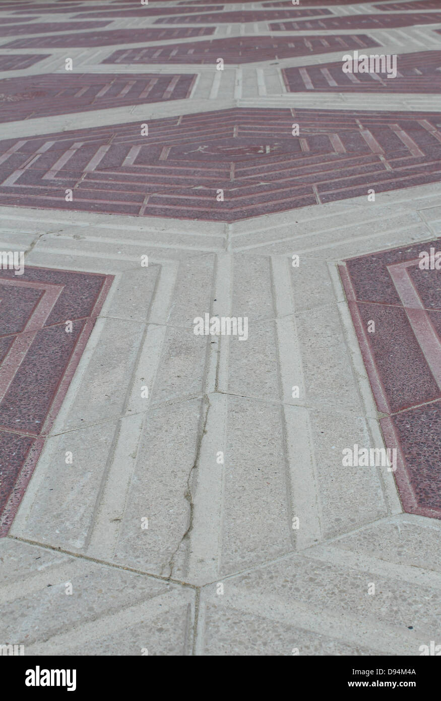 Hexagonal patterned concrete pavement Stock Photo - Alamy