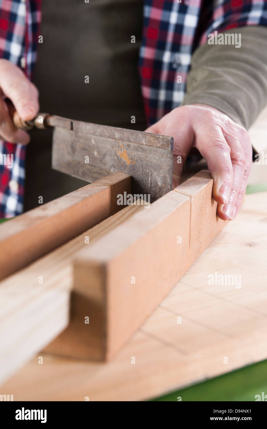 Cutting lumber for project hi-res stock photography and images - Alamy