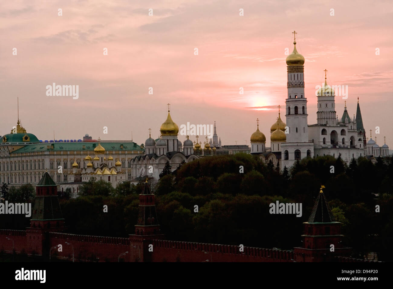 Moscow skyline light hi-res stock photography and images - Alamy