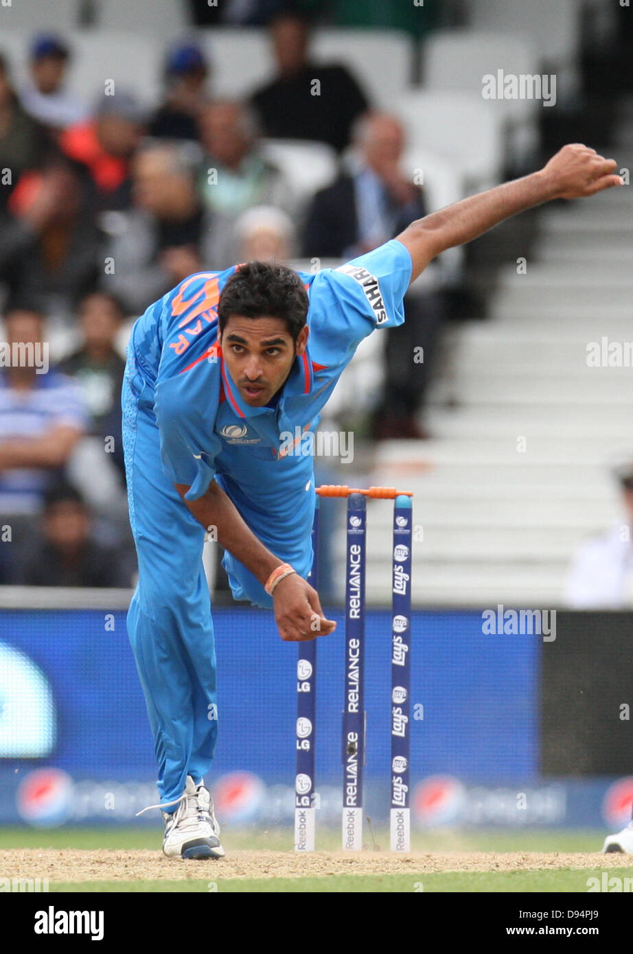 Bhuvneshwar Kumar Bowling Action