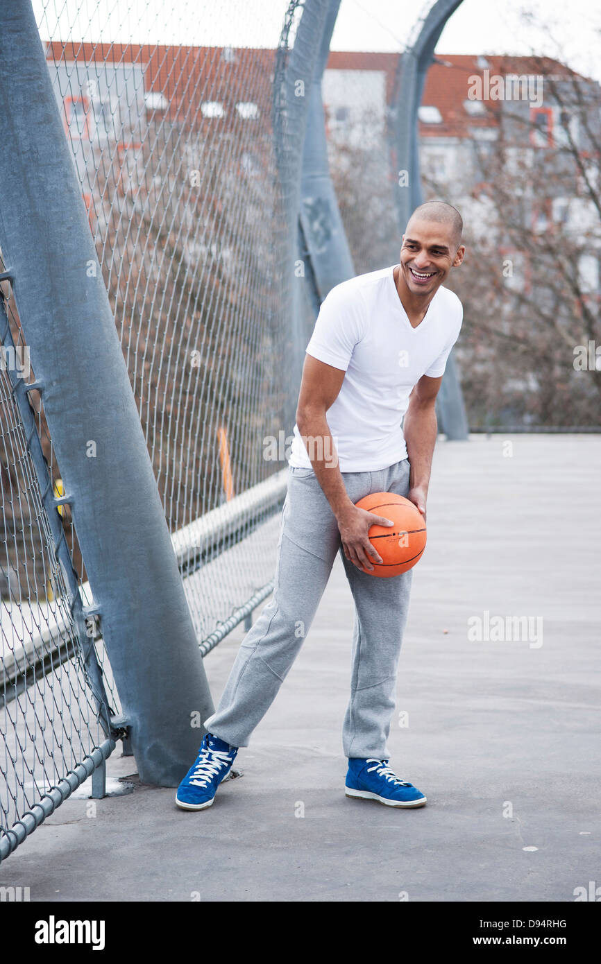 Chain link fence urban basketball hi-res stock photography and images ...
