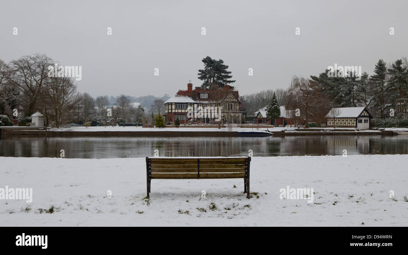 park bench, Cookham moor, UK Stock Photo - Alamy