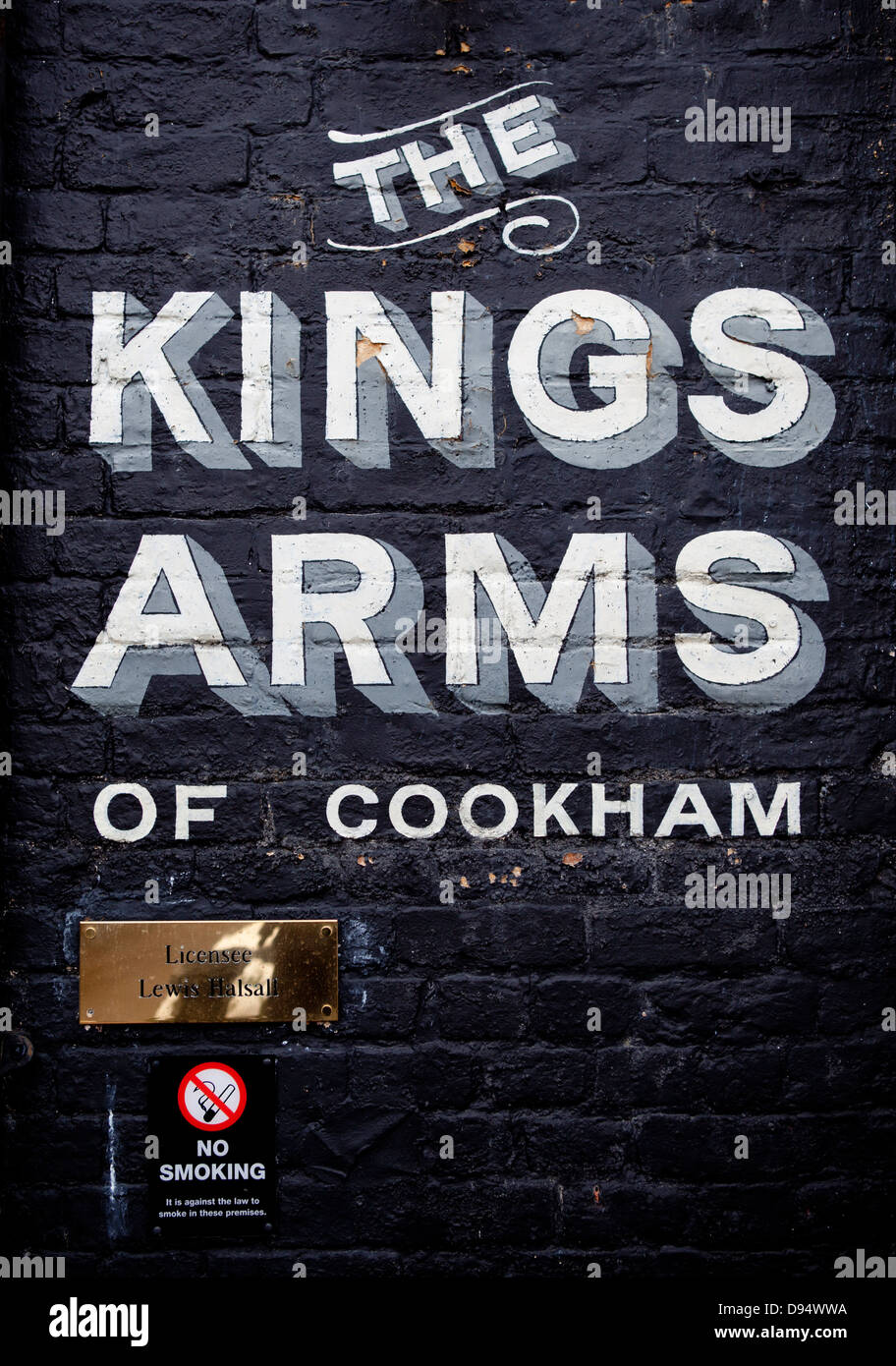 The Kings Arms Of Cookham pub Stock Photo - Alamy