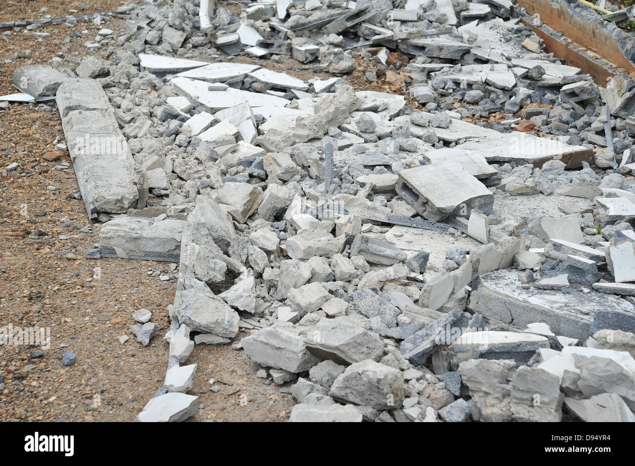 Building demolition hi-res stock photography and images - Alamy