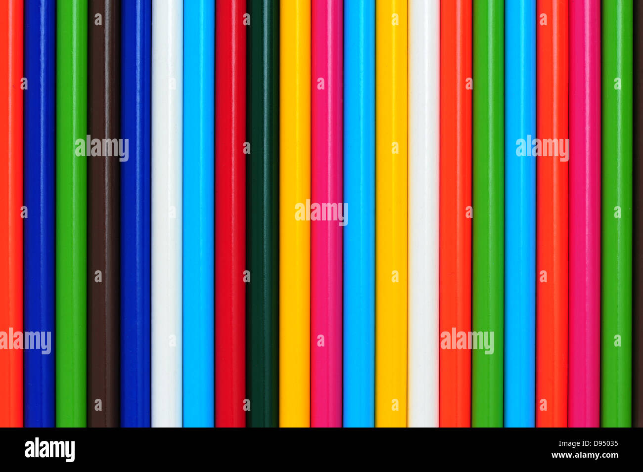 Pencil set hi-res stock photography and images - Alamy