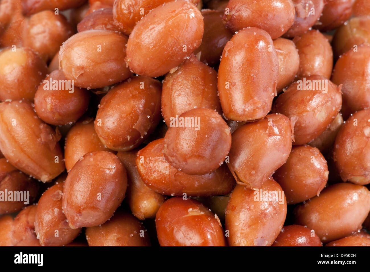 Nuts - Spanish red peanuts, salted and not pealed Stock Photo - Alamy