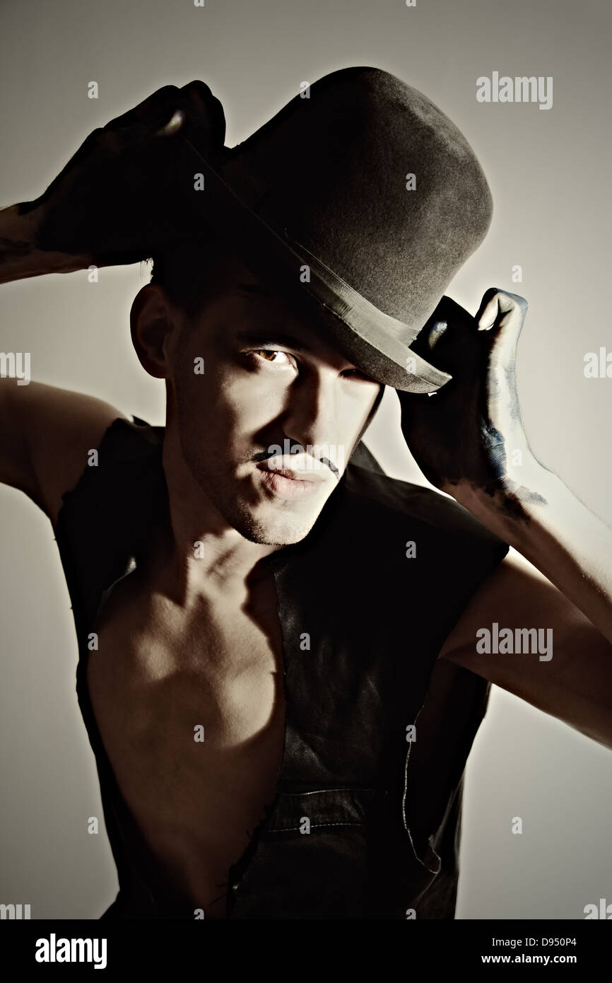 Portrait of a theater actor with hat. Retro Style Stock Photo - Alamy