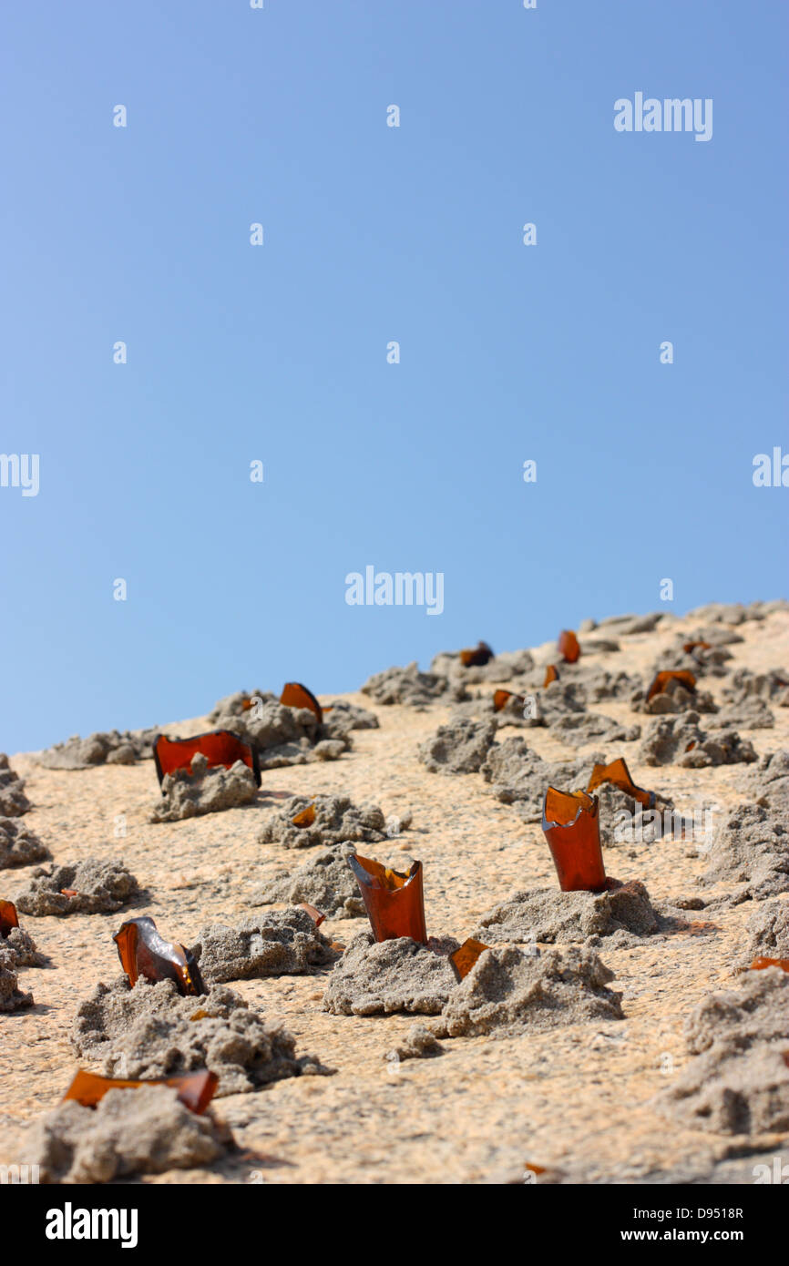 Broken glass military defenses.. Kinmen County, Taiwan Stock Photo - Alamy