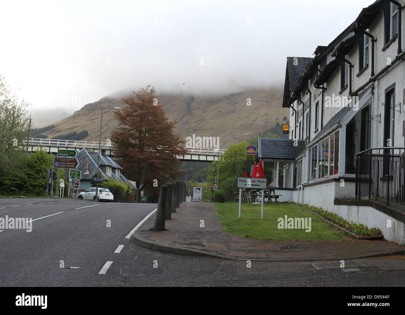 Crianlarich hotel hi-res stock photography and images - Alamy