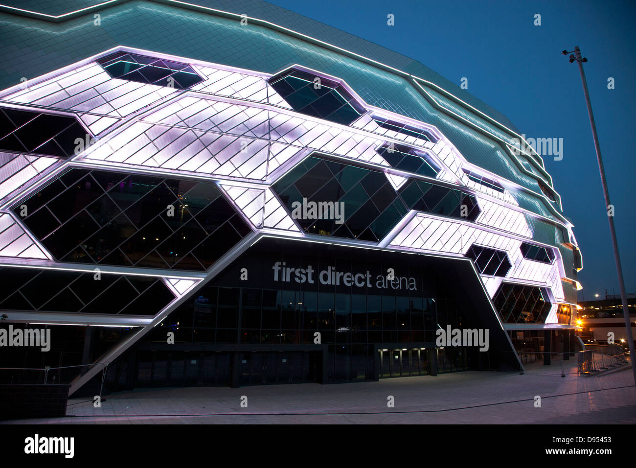 First direct arena concert venue hi-res stock photography and images ...