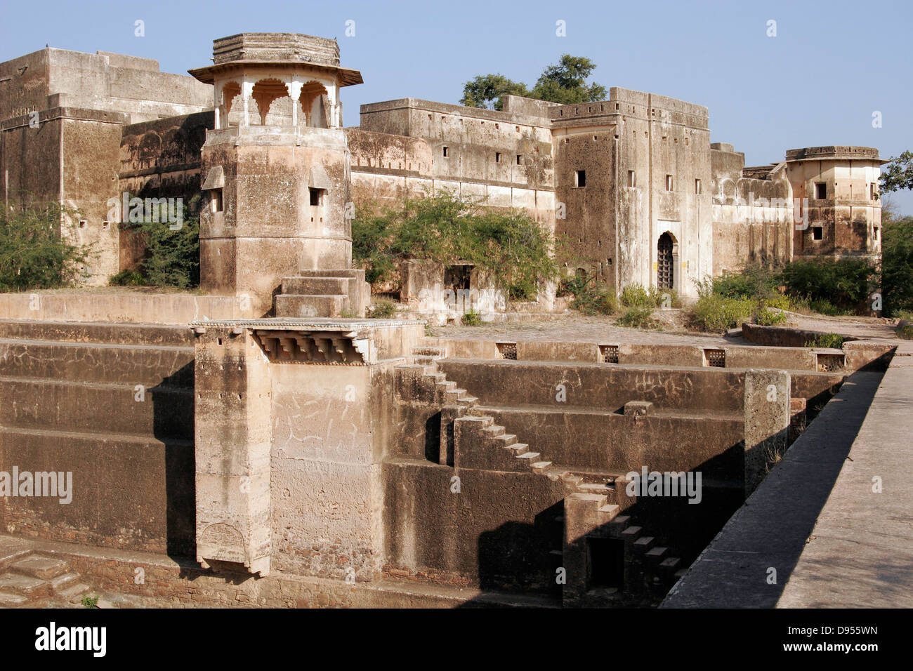 Huge reservoir carved out of solid rock, Taragarh Fort, Bundi ...