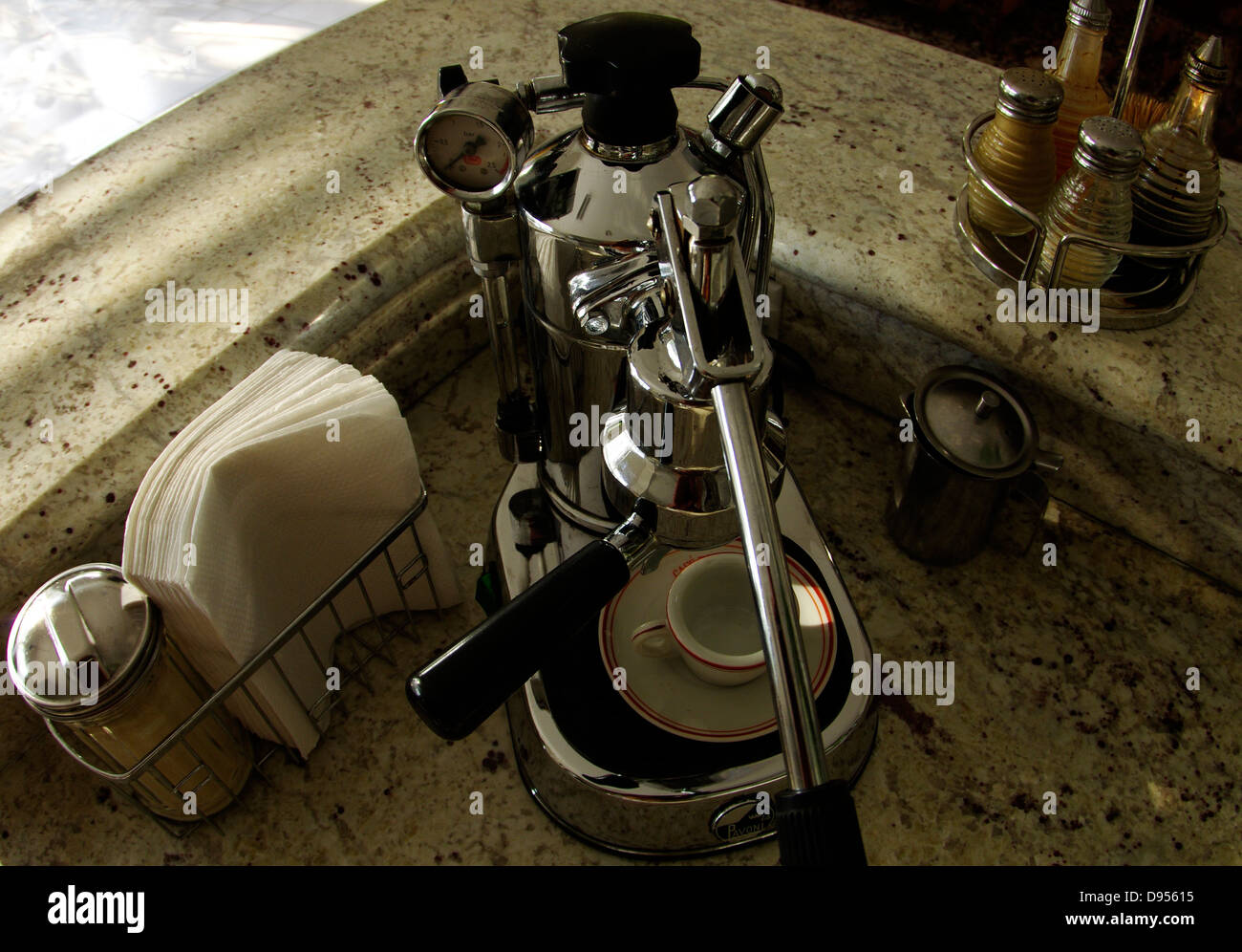 Scale maker hi-res stock photography and images - Alamy