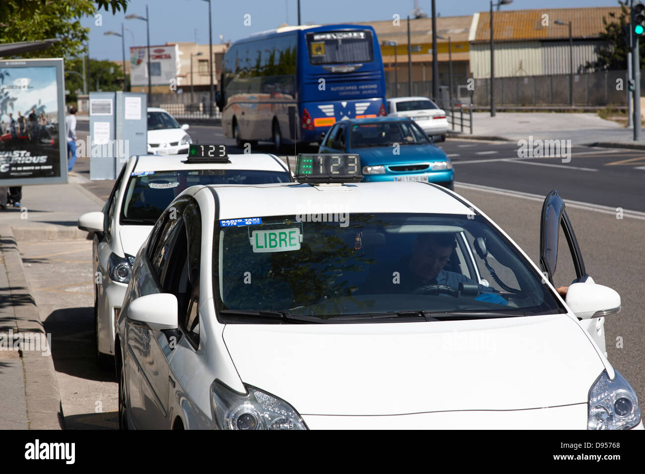 Taxis valencia hi-res stock photography and images - Alamy