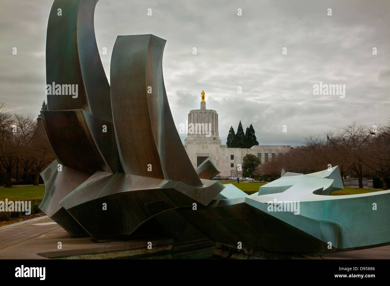 OREGON - Sprague Fountain at Oregon State Capitol Mall and Capitol ...